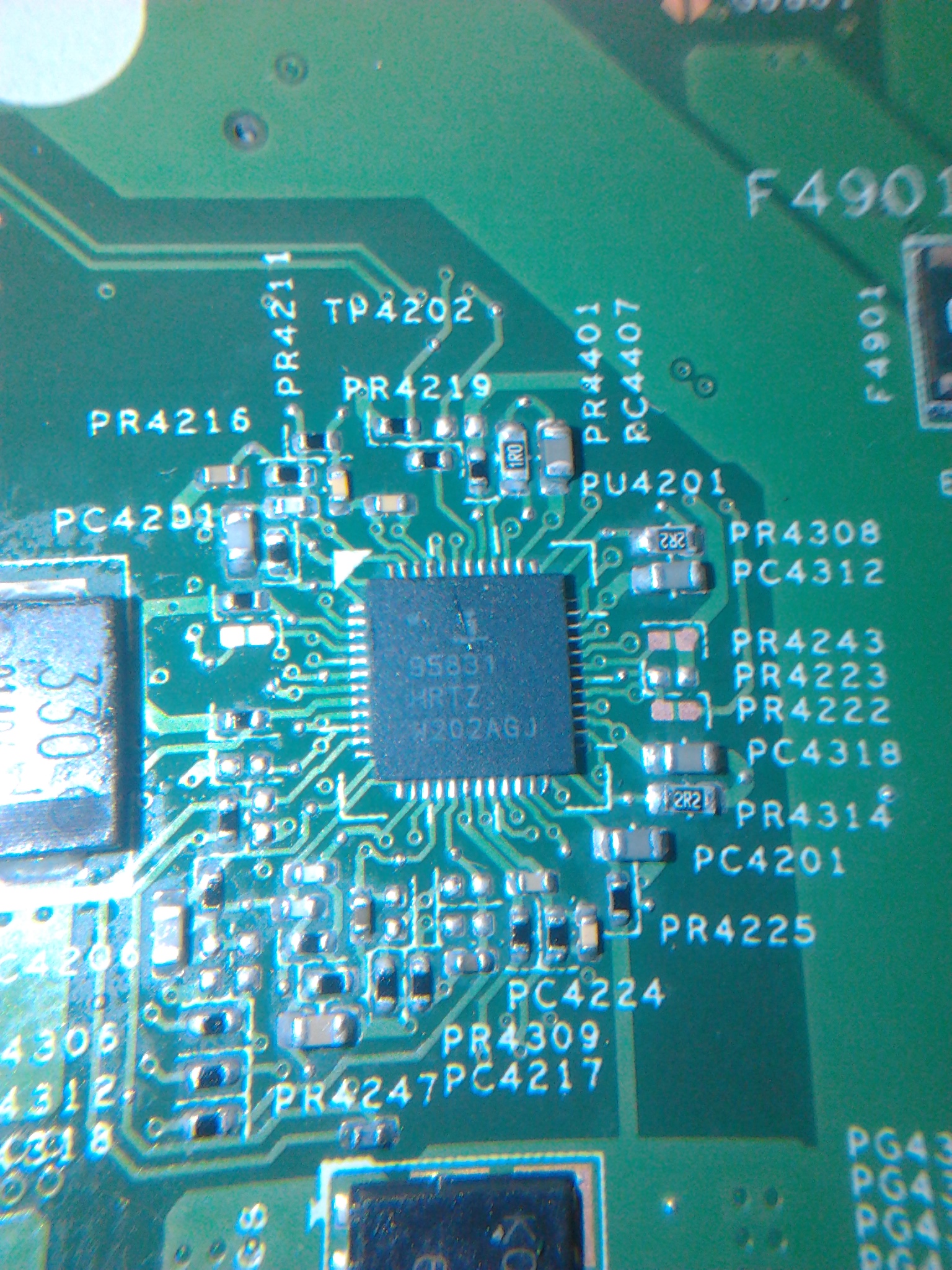 Dell Inspiron n5050 DV15 HR 48.4IP16.011 po zalaniu. • Forum ELVIKOM