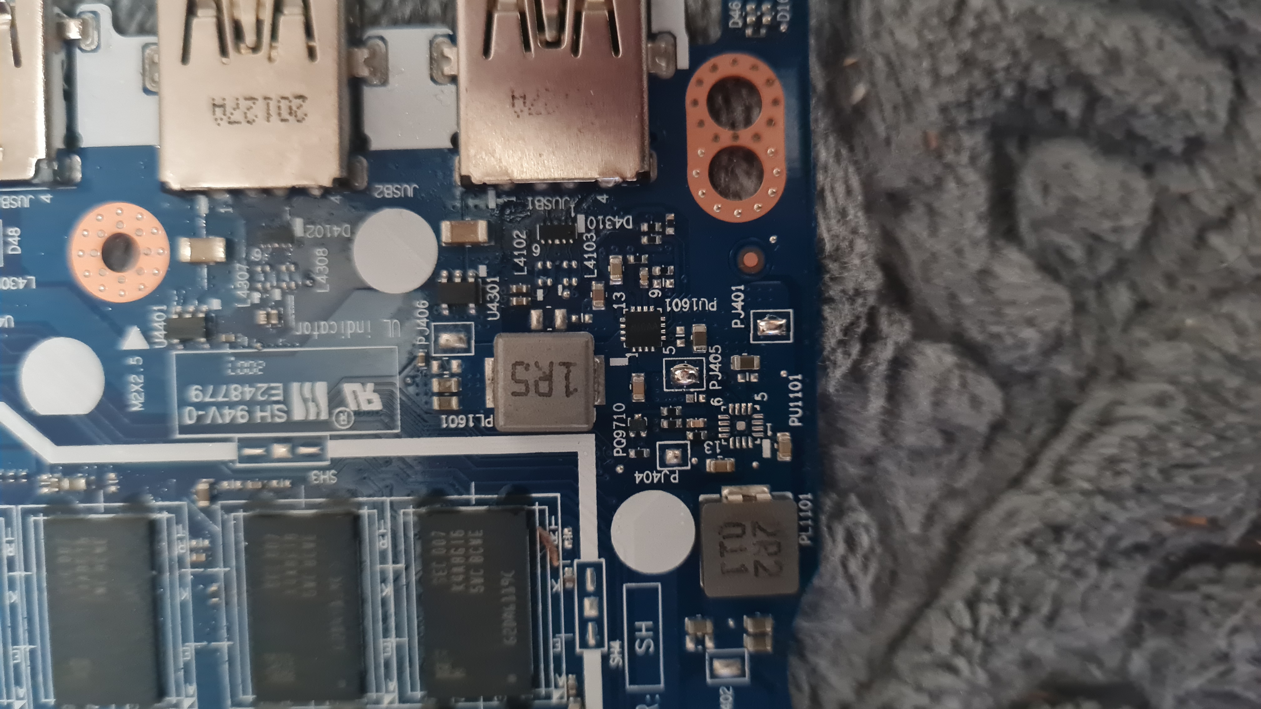 Lenovo Ideapad 3 15-IML05 (MB NM-c781 rev:1.0) not starting with battery only • Forum ELVIKOM